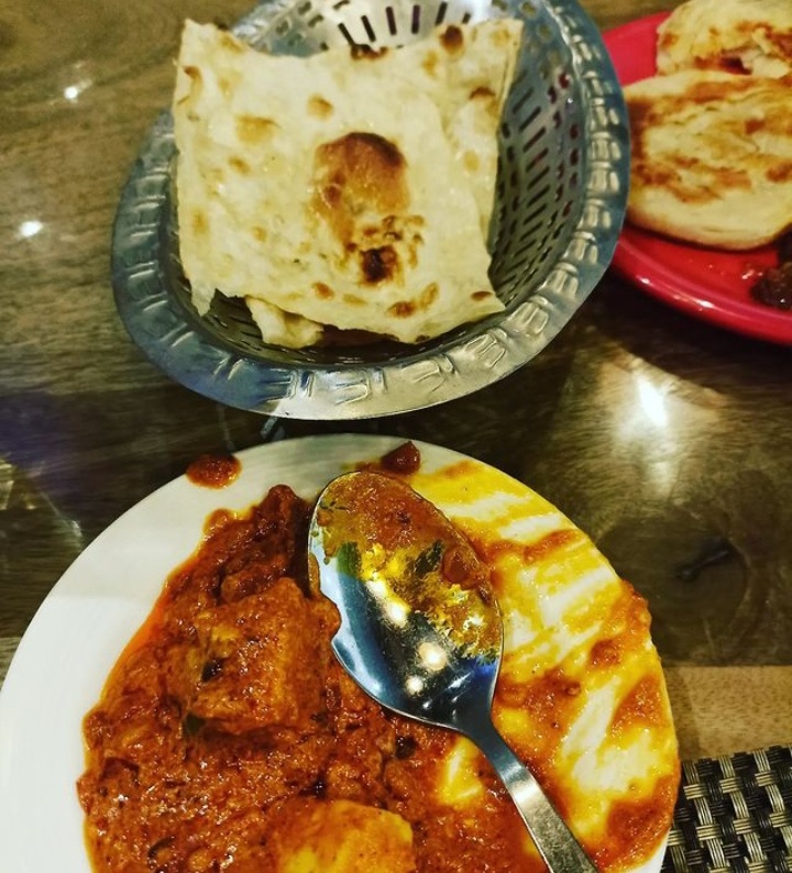 Moti Mahal Barbecues, Chennai (eOWduf3YxI)