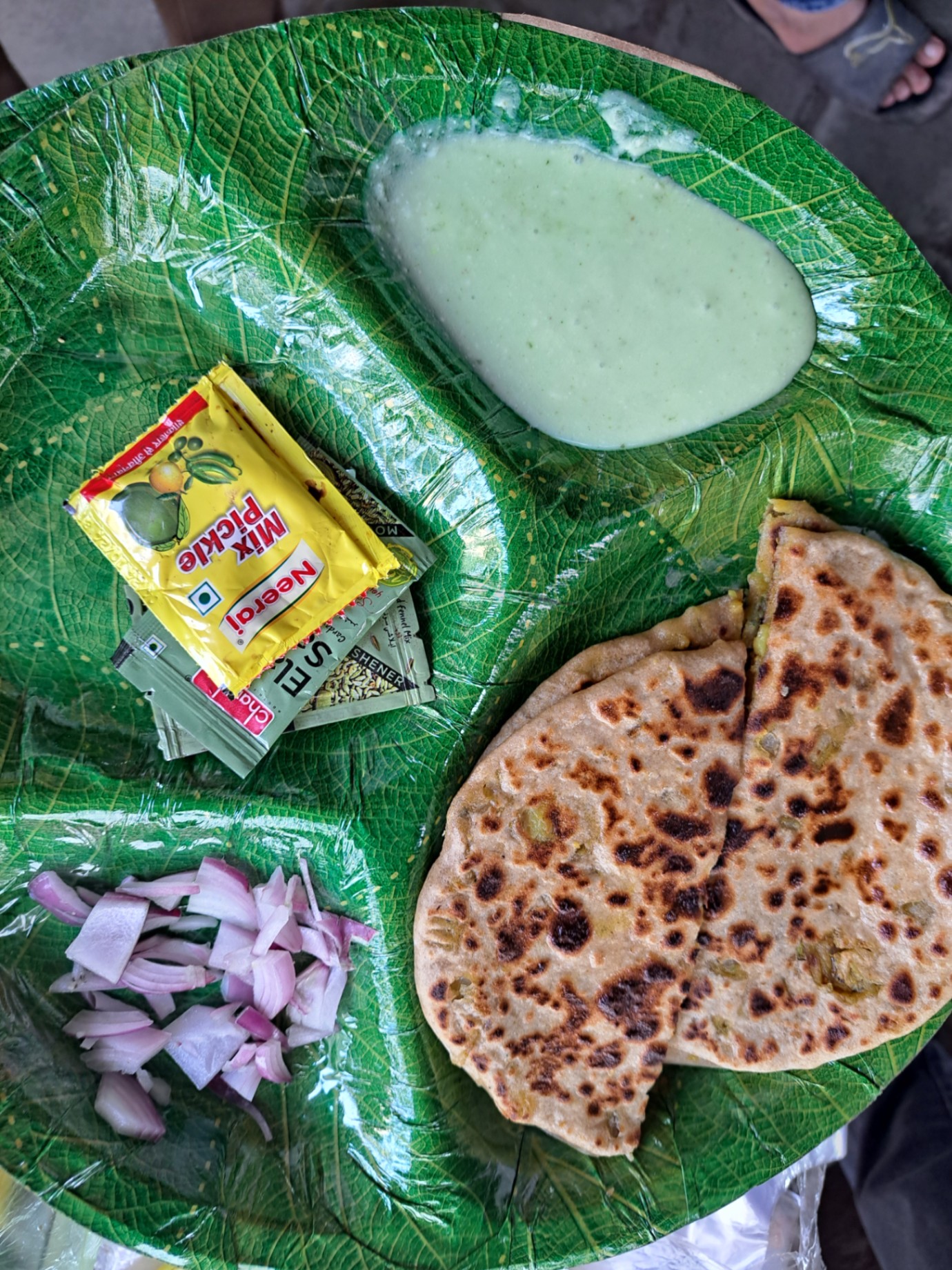 25% off Aloo Paratha @Yadav Nashta Point