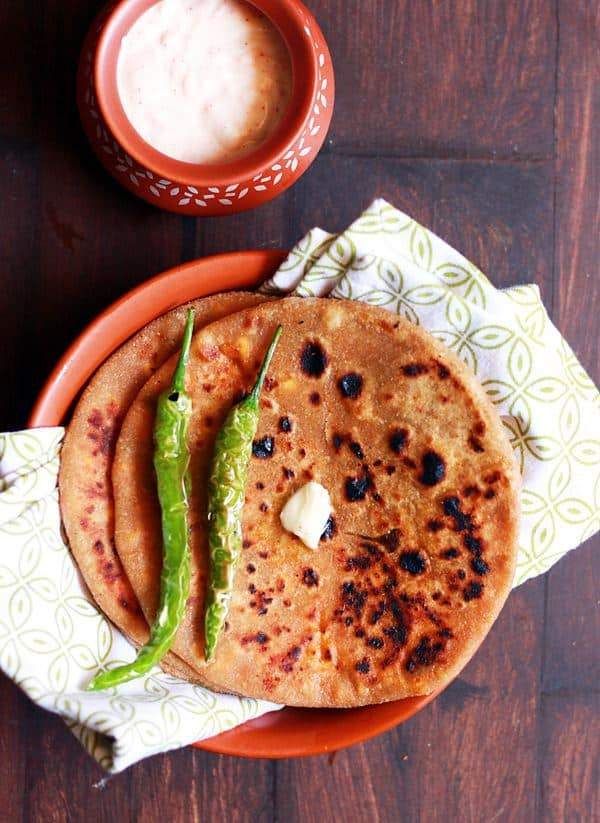 18% off 2 Paneer Paratha with Dahi @Hot Food, Bhopal