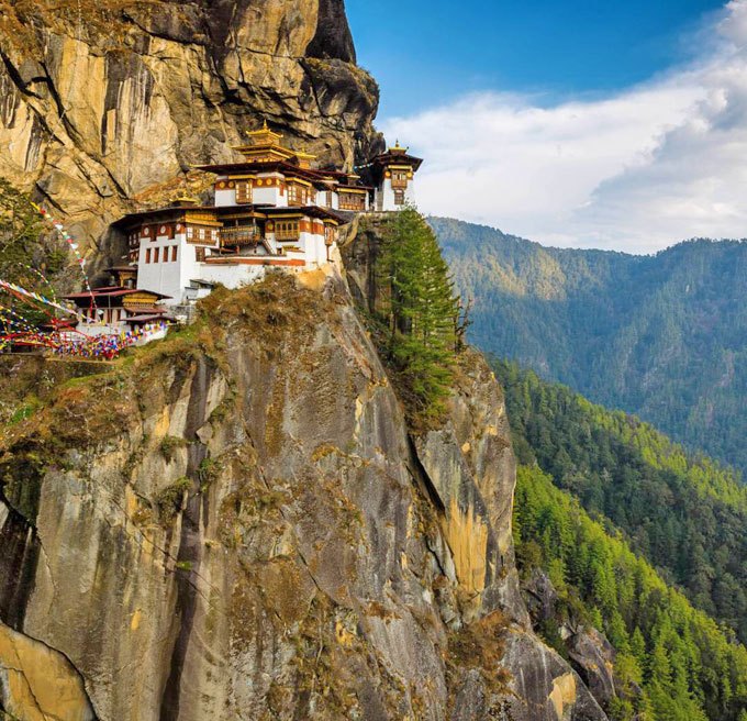 Bhutan Package Tour from Hasimara | Book Your Trip 2025